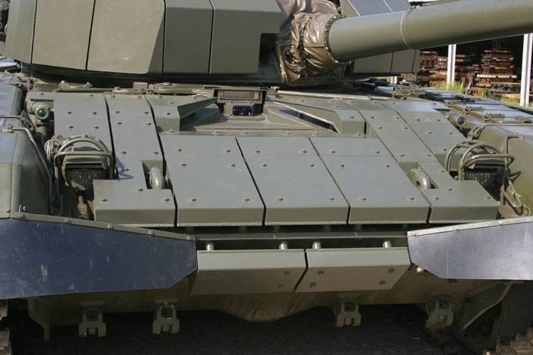 Efforts to piece together the wedding dress: Croatian M95 "Degman" main ...