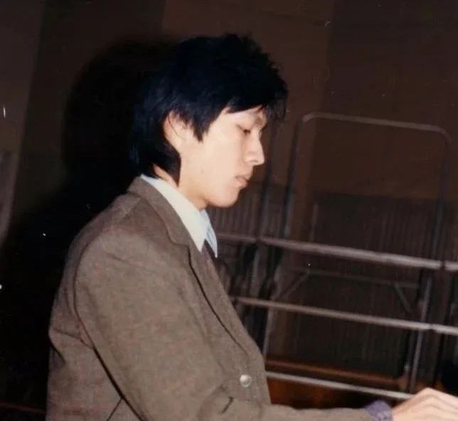 The 53-year-old musician Lin Hai and his post-95 wife divorced: the ...