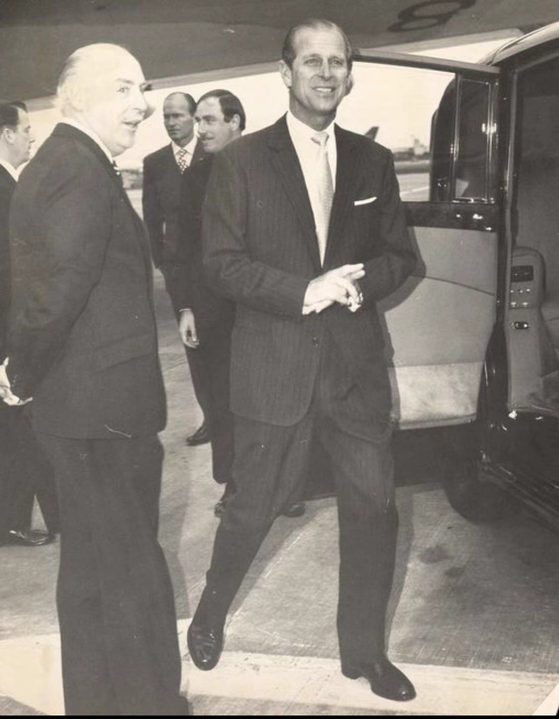 Sixty pictures show the life of the prince: from a handsome young man ...