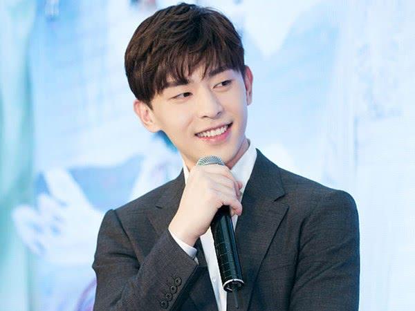 Little gossip of stars such as Deng Lun, Liu Yuxin, Qian Xi - iNEWS