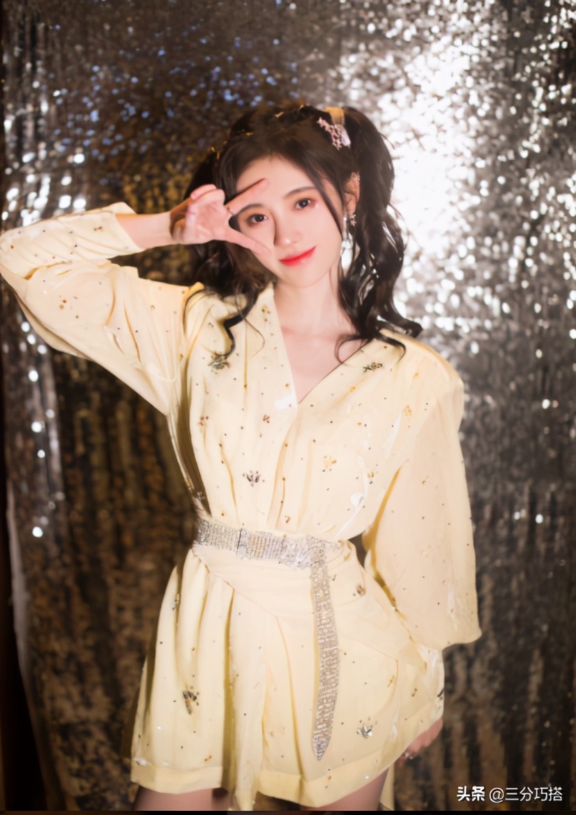 Ju Jingyi is too confident about her figure, and her pants have been ...