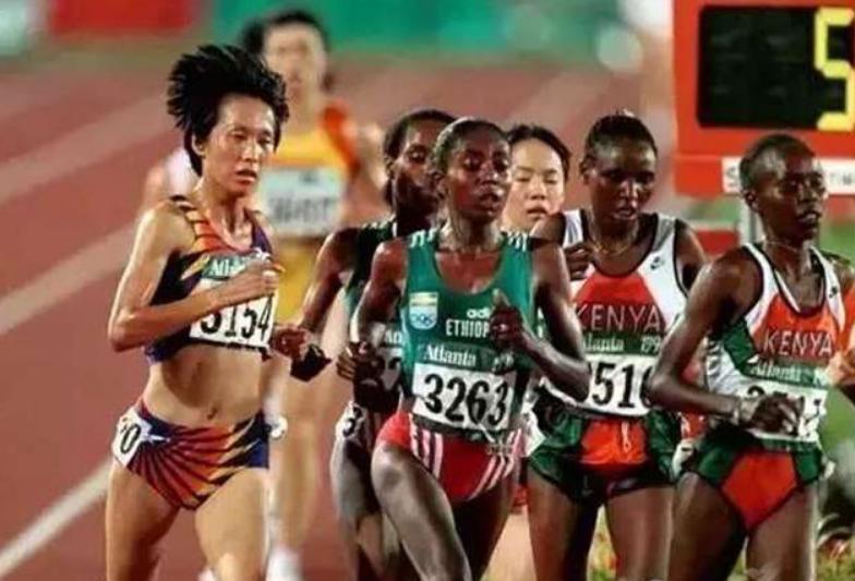 Long-distance running champion Wang Junxia: forced to retire after ...