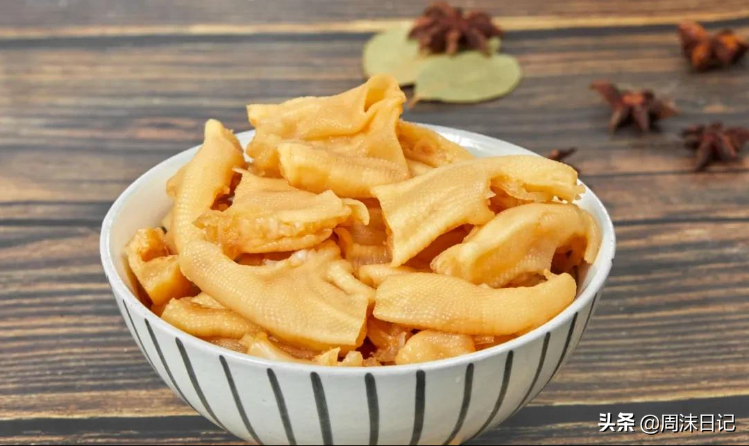 The mustard duck feet that are delicious to tears, the delicacy hits ...