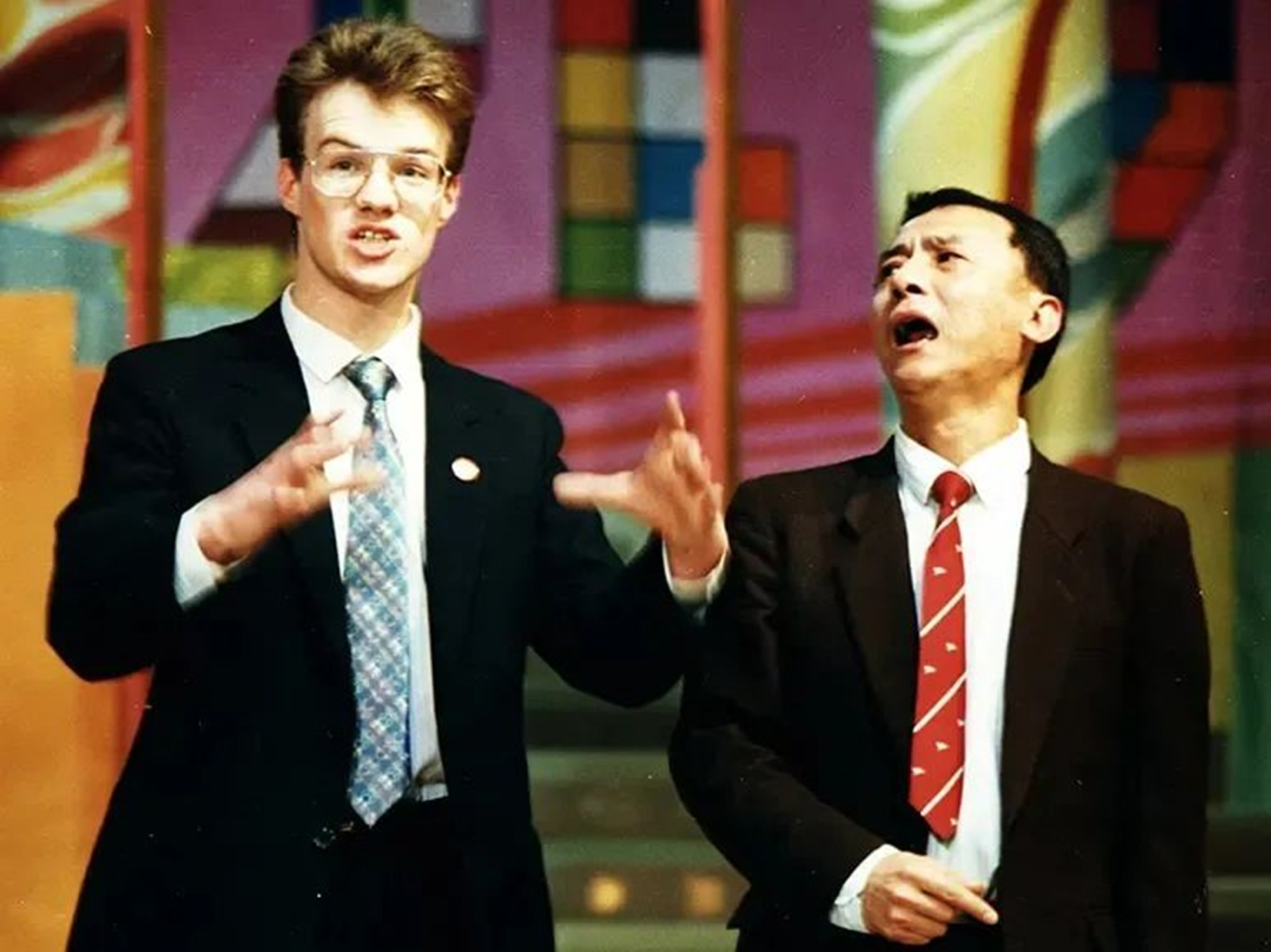 Was awakened by Feng Gong's words, after leaving China, cross talk ...