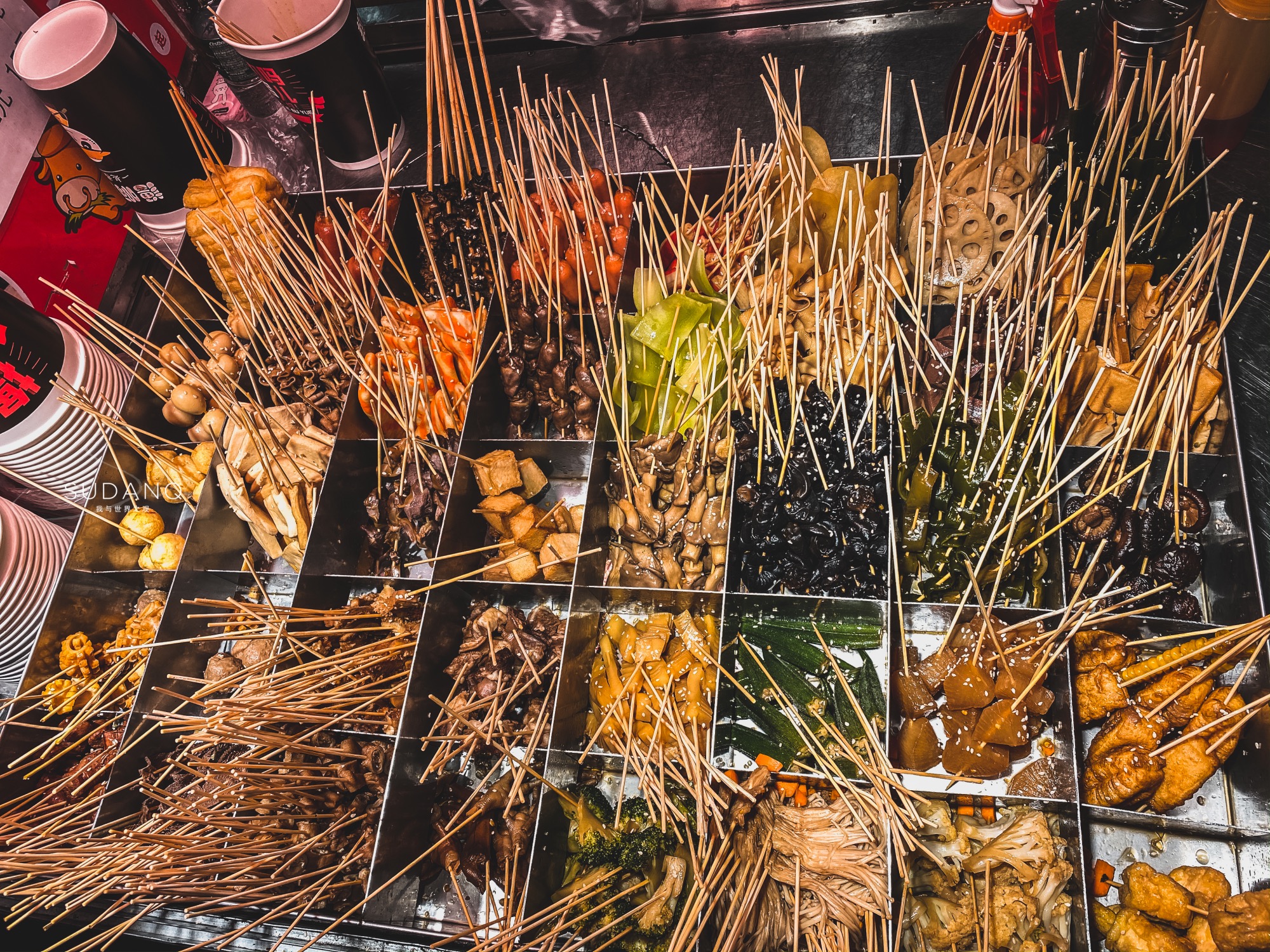The most not-to-miss night market snack street in Haikou: Four-way food ...
