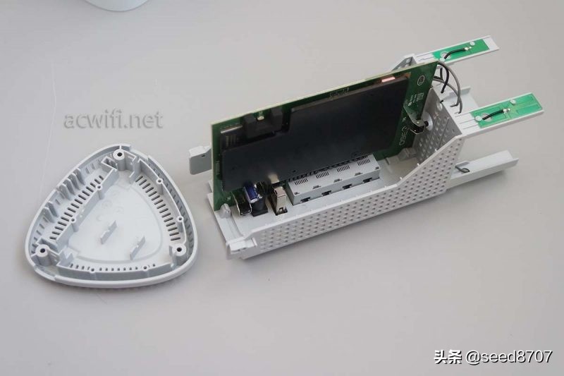 360's first WIFI6 wireless router teardown - iNEWS