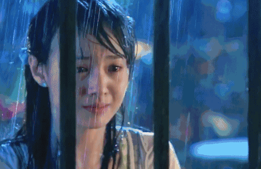 Actress crying scene dynamic picture - iNEWS