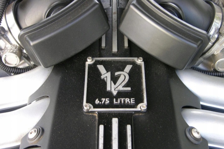 Once the king: BMW N74TU V12 engine - iNEWS