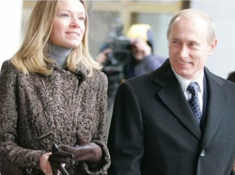 Putin's eldest daughter Maria: graduated with a doctor of medicine, 34 ...