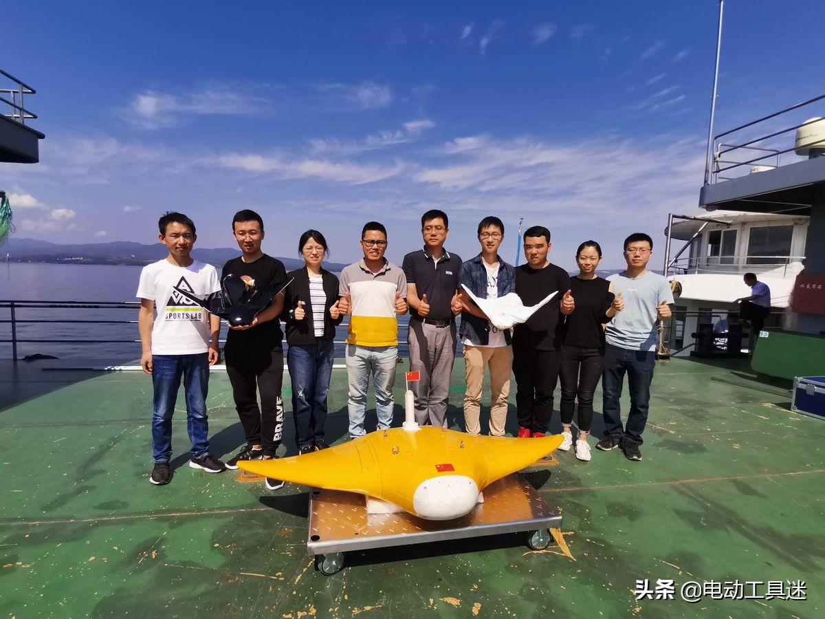 Xigong University has built China's first manta-ray submersible, and ...