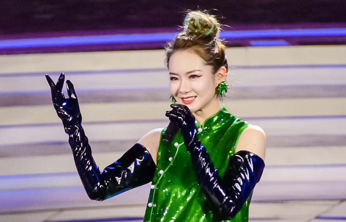 Golden Rooster Award! Qi Wei and Bai Lu overturned on the same stage ...