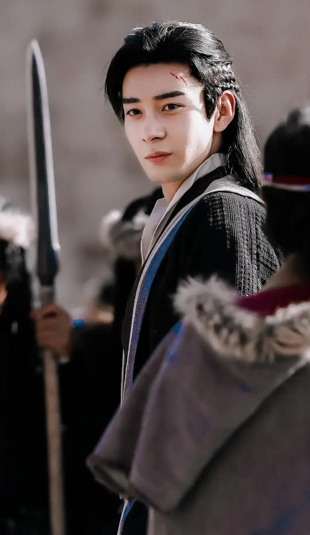 Sanguan runs with the five senses, these 6 vicious but unhingable male ...