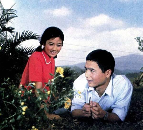 Li Xiuming, the queen of double material: standing at the counter after ...