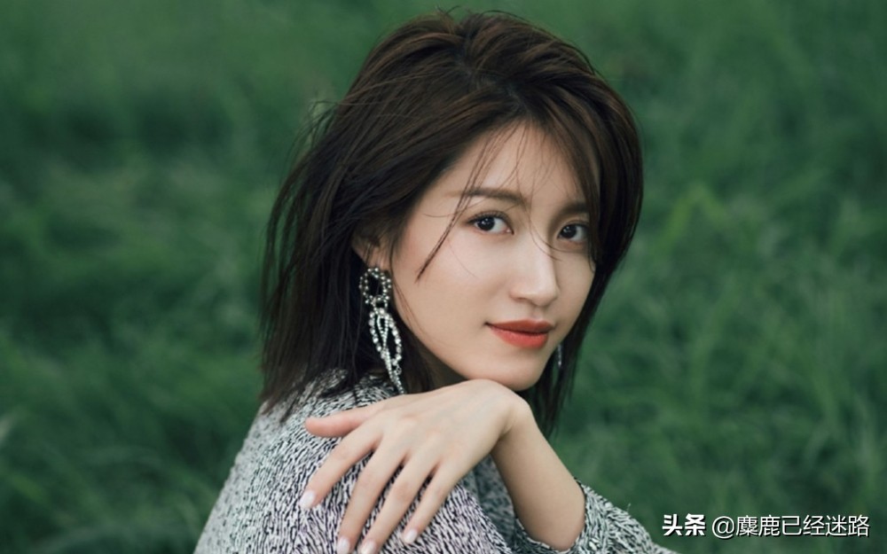 Actor Su Qing, summer is small and fresh, full of graceful goddess fan ...