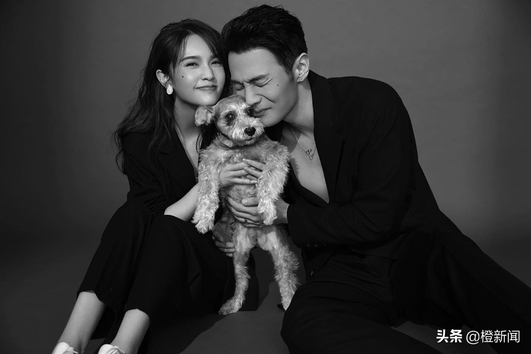 Flew to the mainland to help Li Ronghao celebrate her birthday, Rainie ...