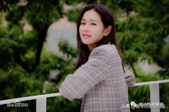 Natural beauty!!!!Zhang Yizhen - iNEWS