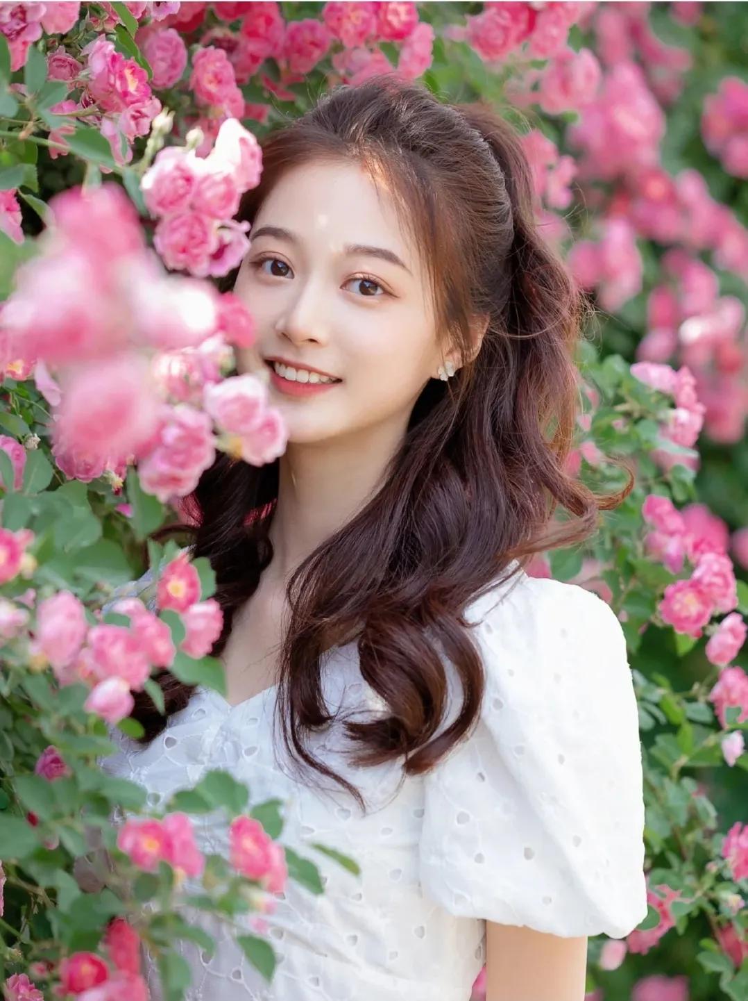 Feng Lin, one of the leaders of the Seven Tiananmen Square, has a good ...