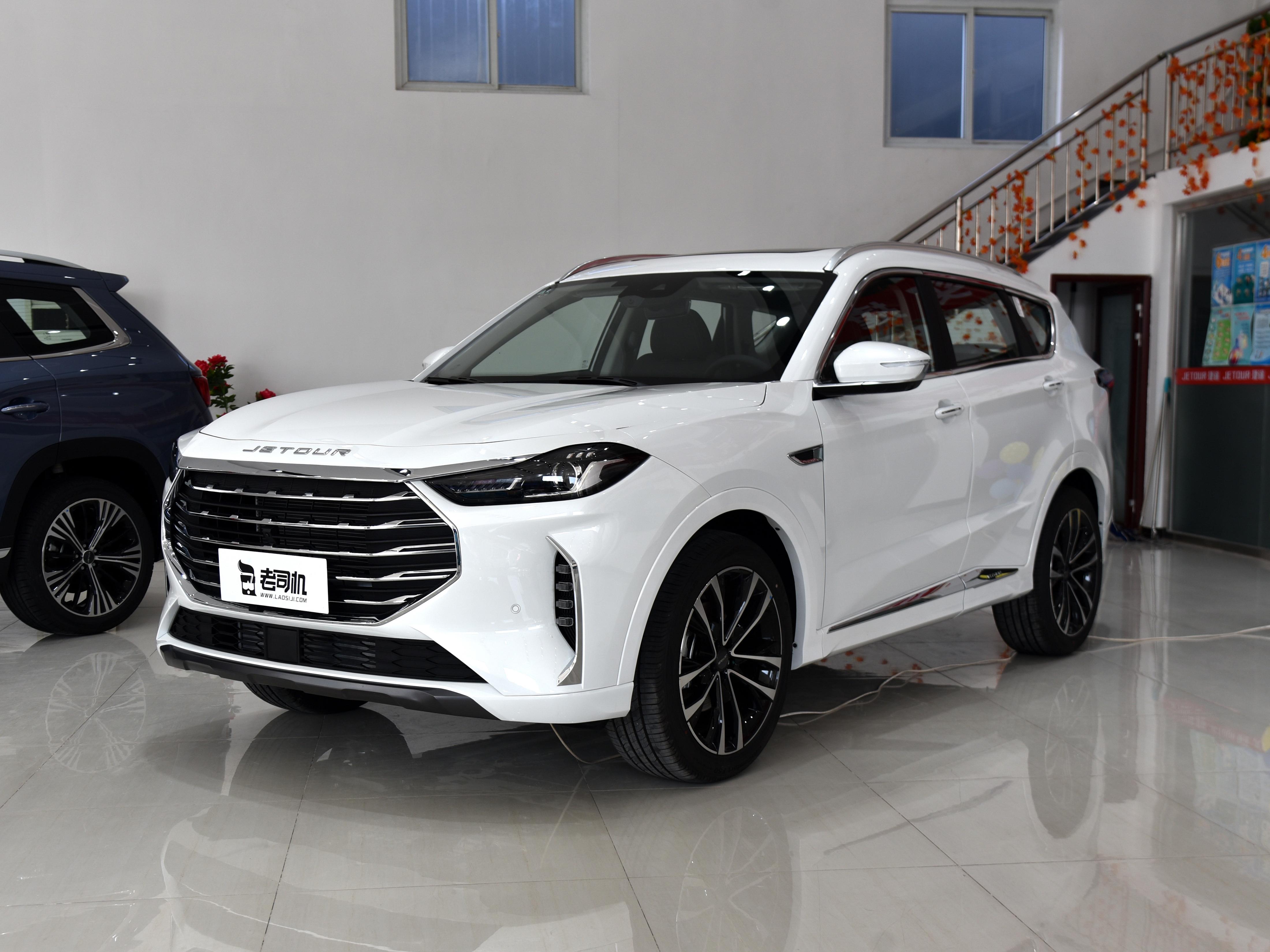 Cover up the car logo, this SUV looks better than Honda CR-V, Jetto X70 ...