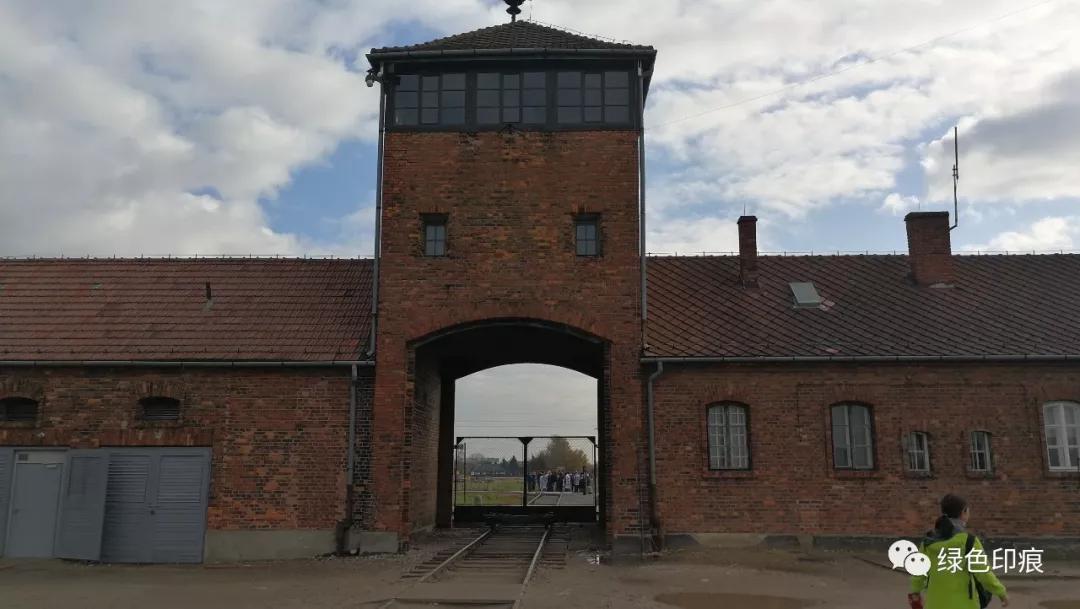 Auschwitz Concentration Camp-"Dragonfly Point Water Tour Eastern Europe ...