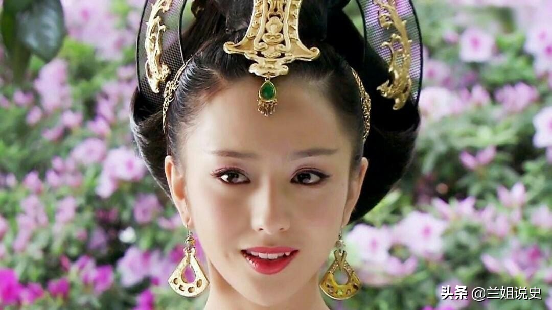 Sisters Zhao Feiyan and Zhao Hede have been with Emperor Han Cheng for ...