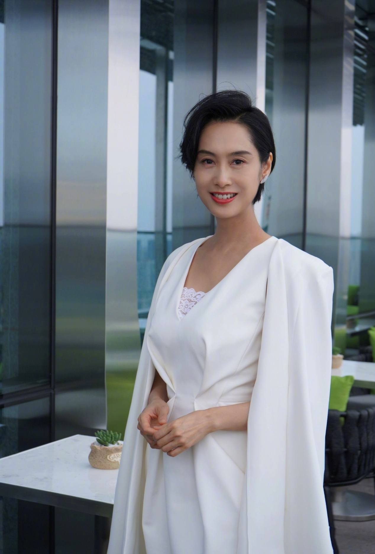 The goddess Zhu Yin, who is nearly 50 years old, has an undiminished ...