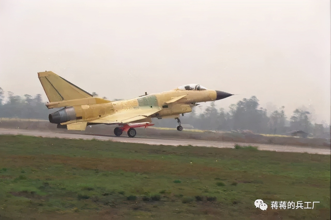 J-7MF fighter, the ultimate magic change J-7, regrettable work of low ...