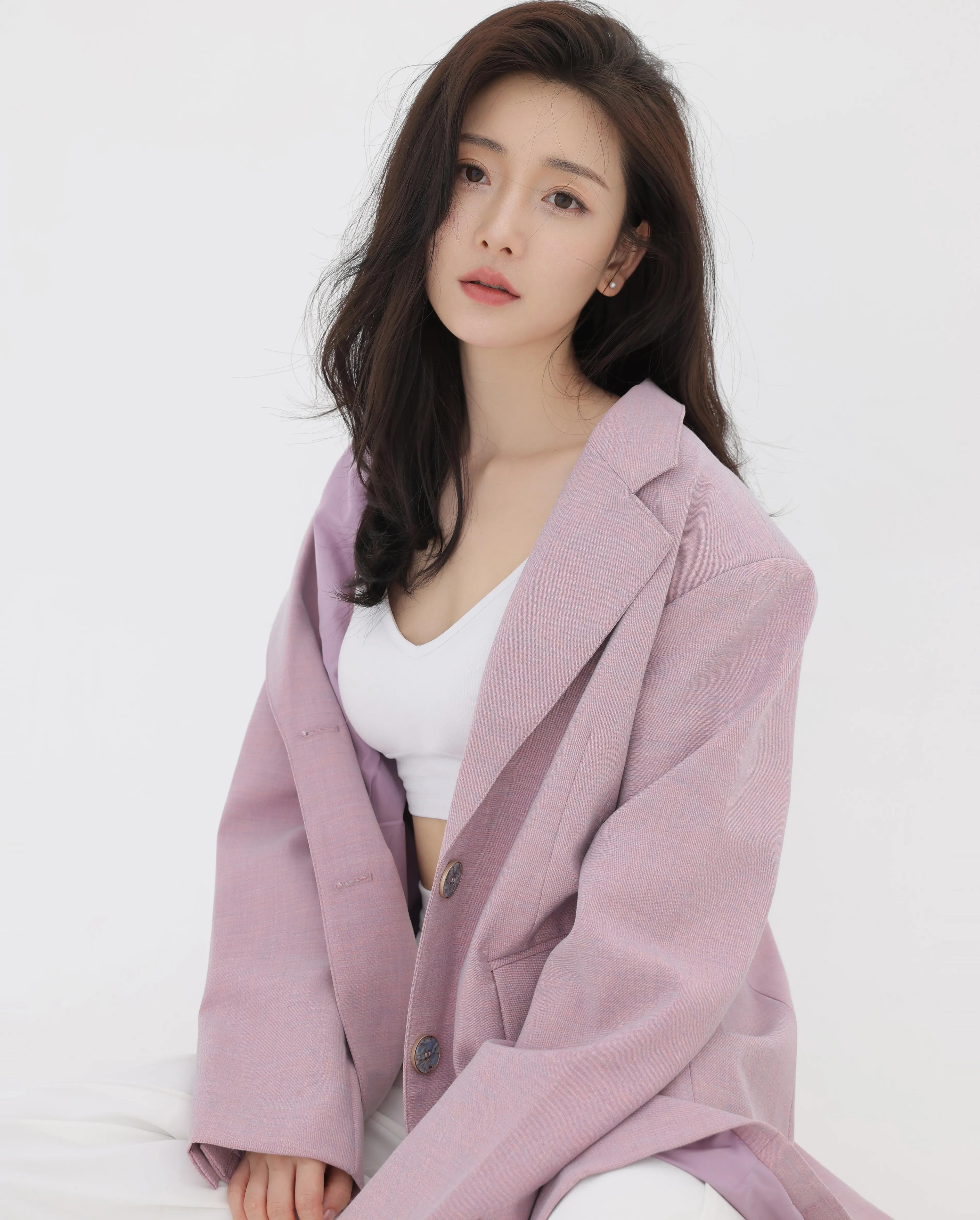 Shaanxi beauty spokesperson Meng Lu - iNEWS