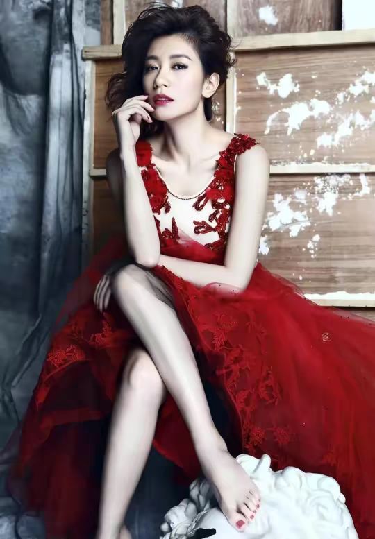 Jia Jingwen, Lan Xinyan, Zhou Yangqing, Yan Danchen, Wang Zixuan, Li ...