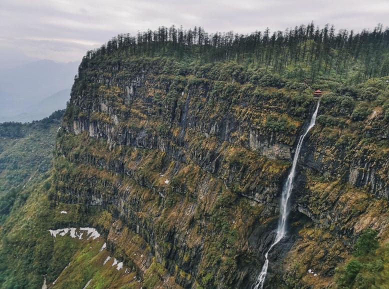 Wawu Mountain + Liujiang Ancient Town Two-Day Tour - iNEWS