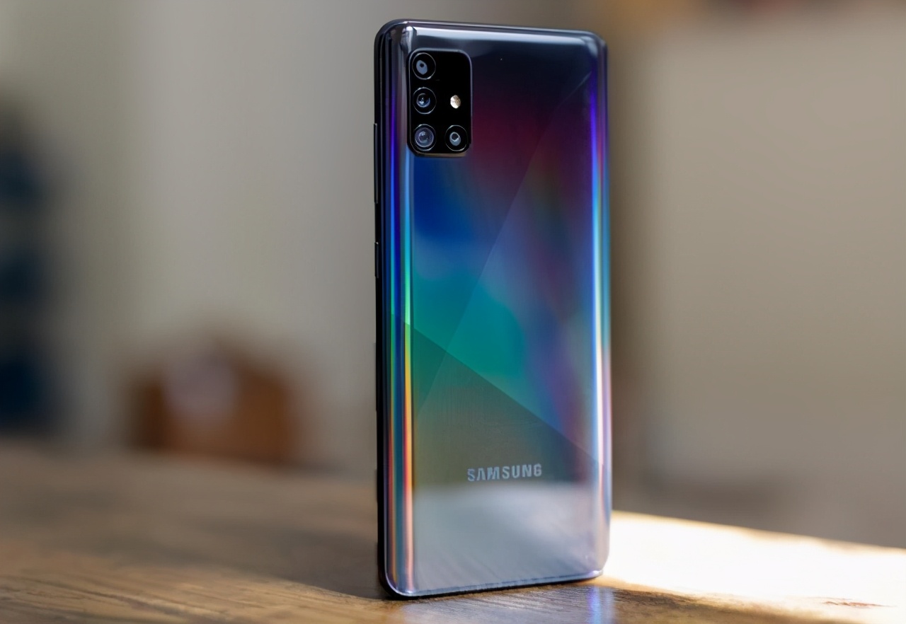 I want to change my phone on New Year's Day. These four thousand-yuan ...