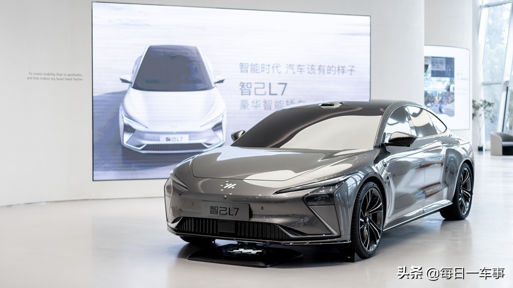 Immersive experience intelligent driving, Zhiji car builds an artistic ...