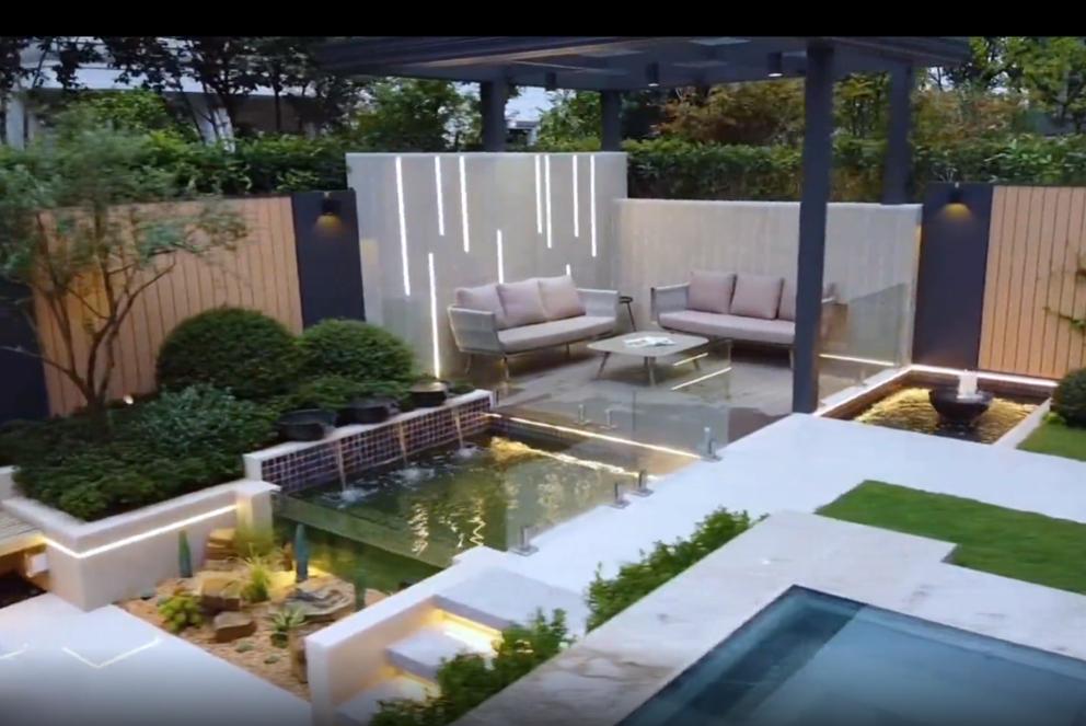 Interesting water feature - iNEWS