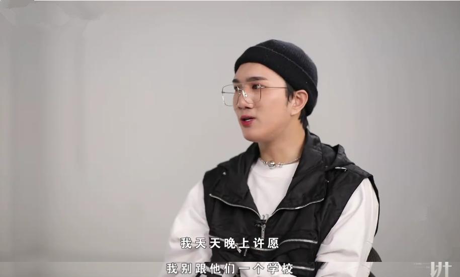 The internet celebrity who is famous in Douyin relying on the sentence ...