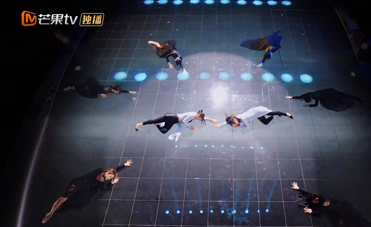 "Raw Sister" Yang Yulin group total shift bottom is actually not weird ...