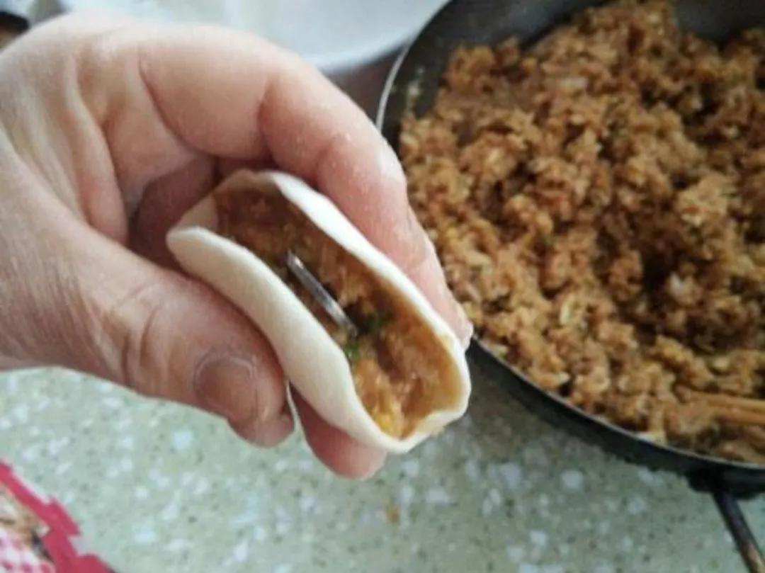 New Year's custom, eating dumplings on the first day of the first month ...