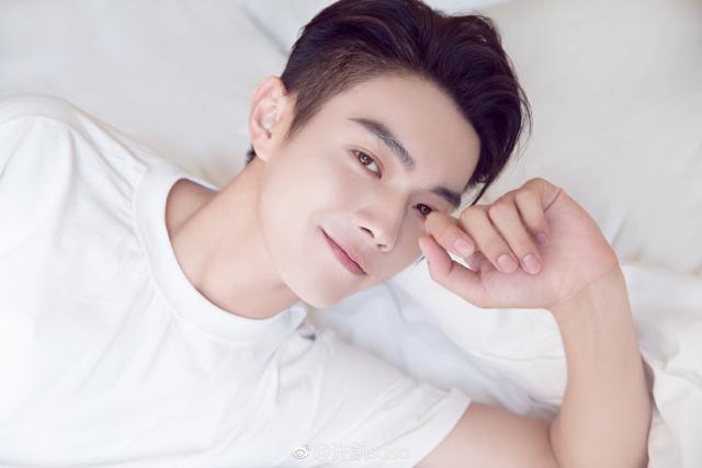 Xu Kai's fame history: He dropped out of school, debuted as a model ...