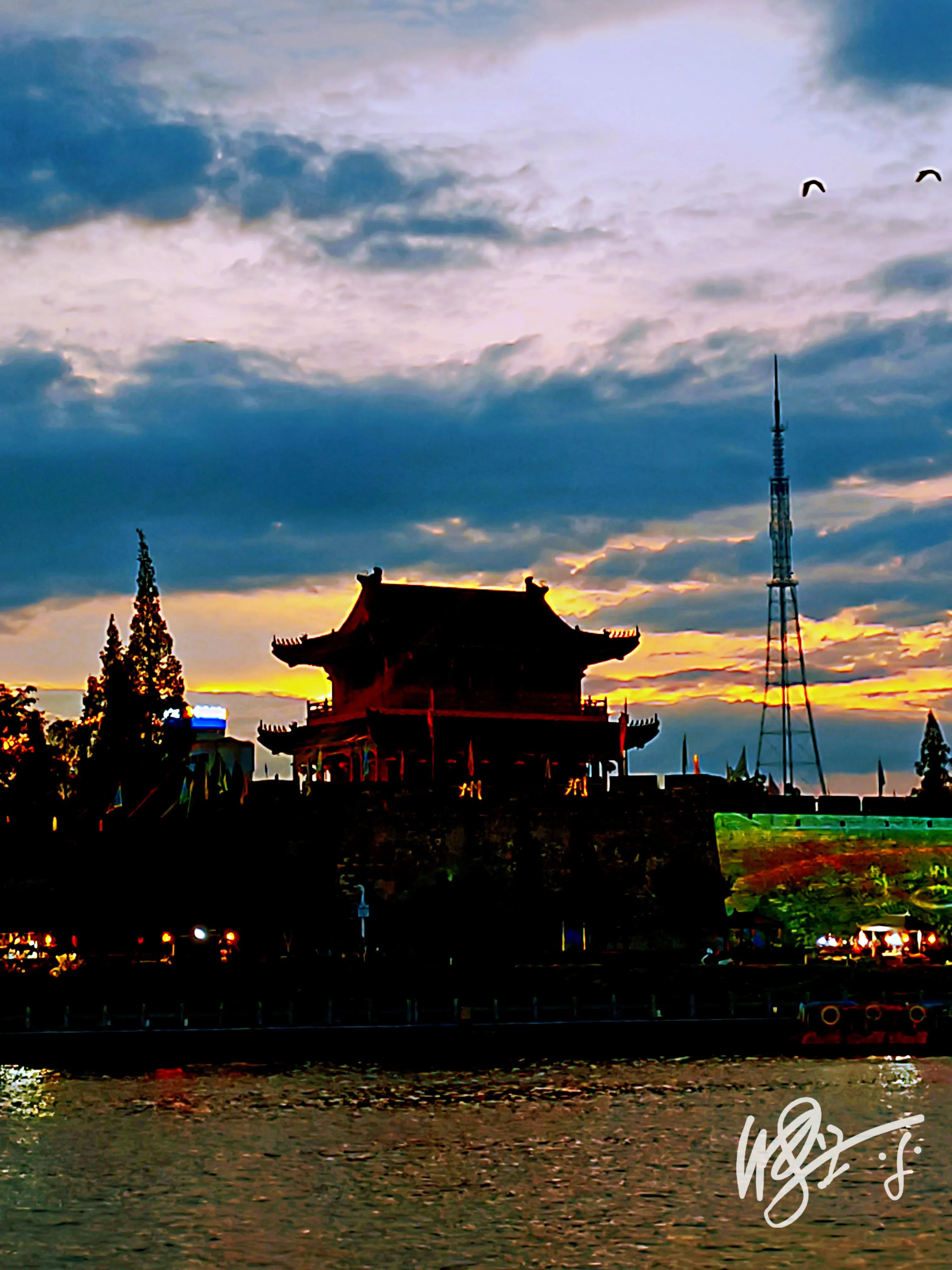 The capital of Chu State, which Jingzhou people are proud of, was ...