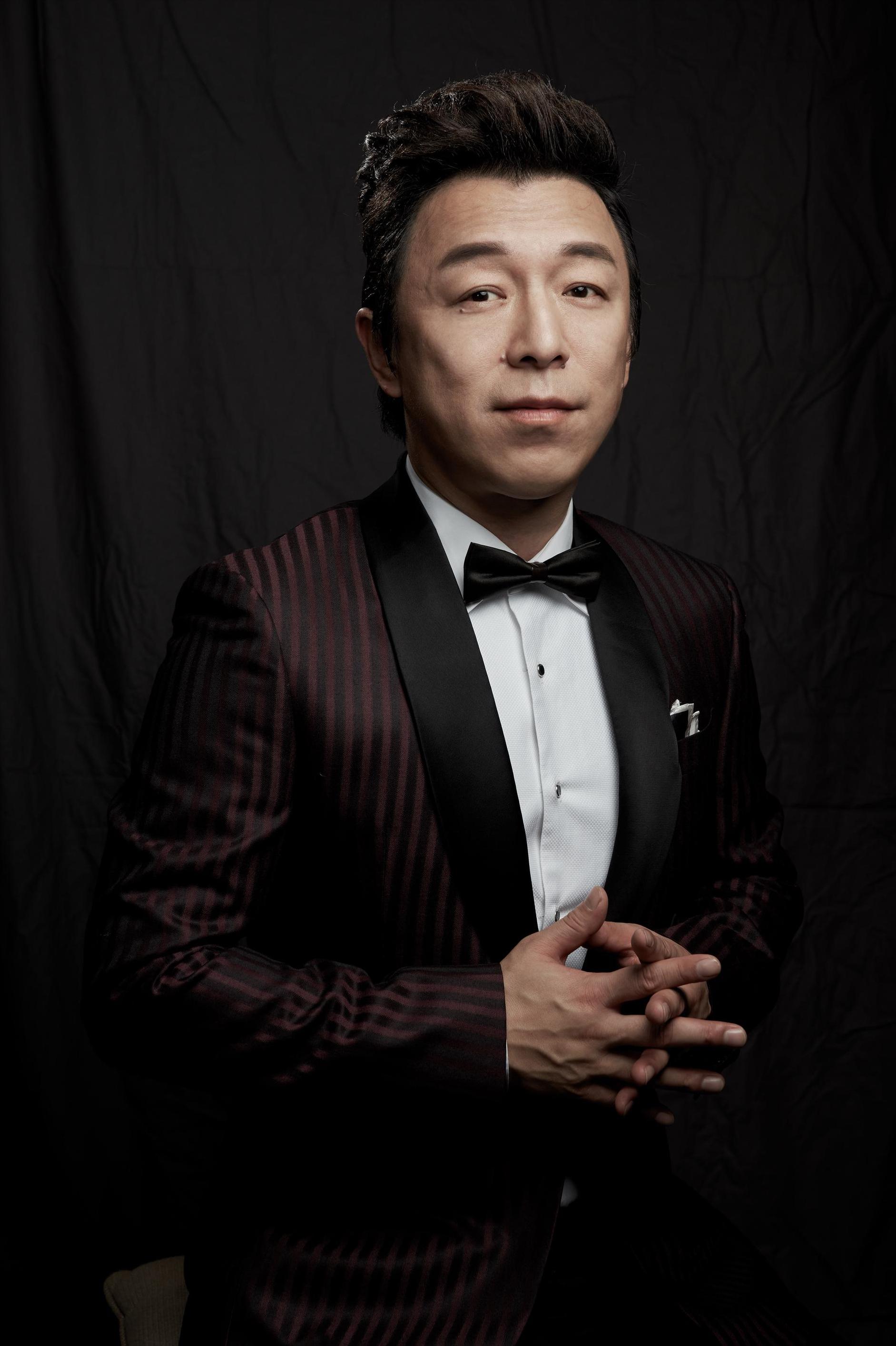 Huang Bo, the new king of comedy: From grassroots singer to tens of ...