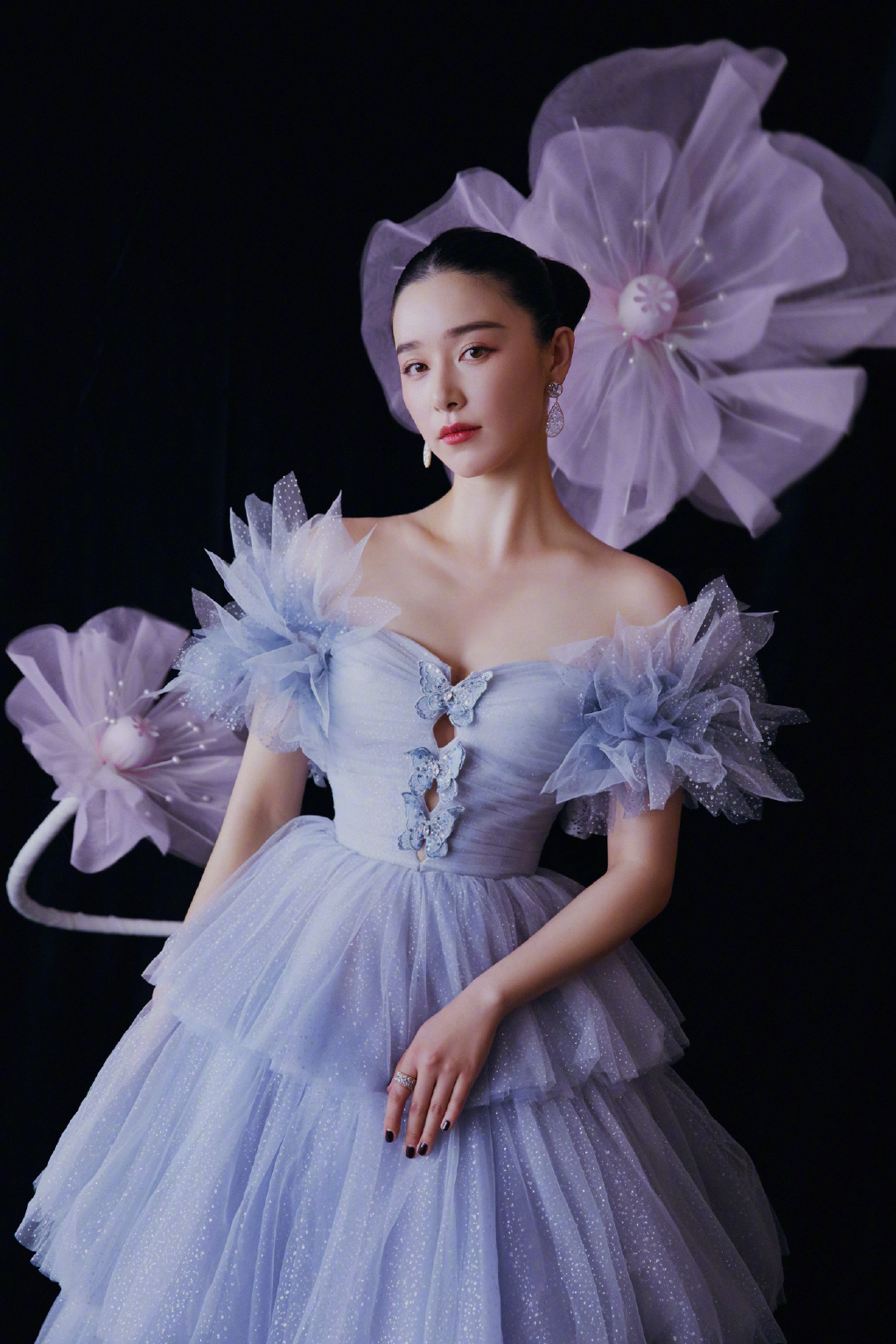Entertainment Comments: Xiao Zhan, Ren Jialun, Song Qian, Yang Yang ...