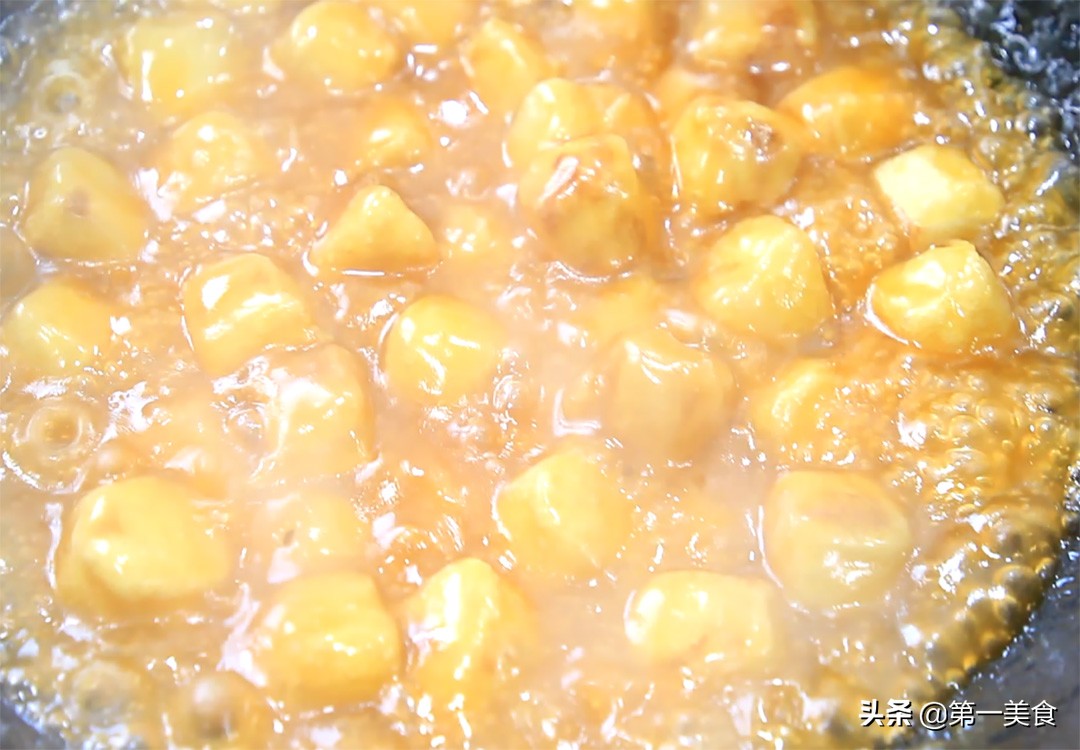 The traditional old dish "drag tofu", unique cooking skills, the tofu ...