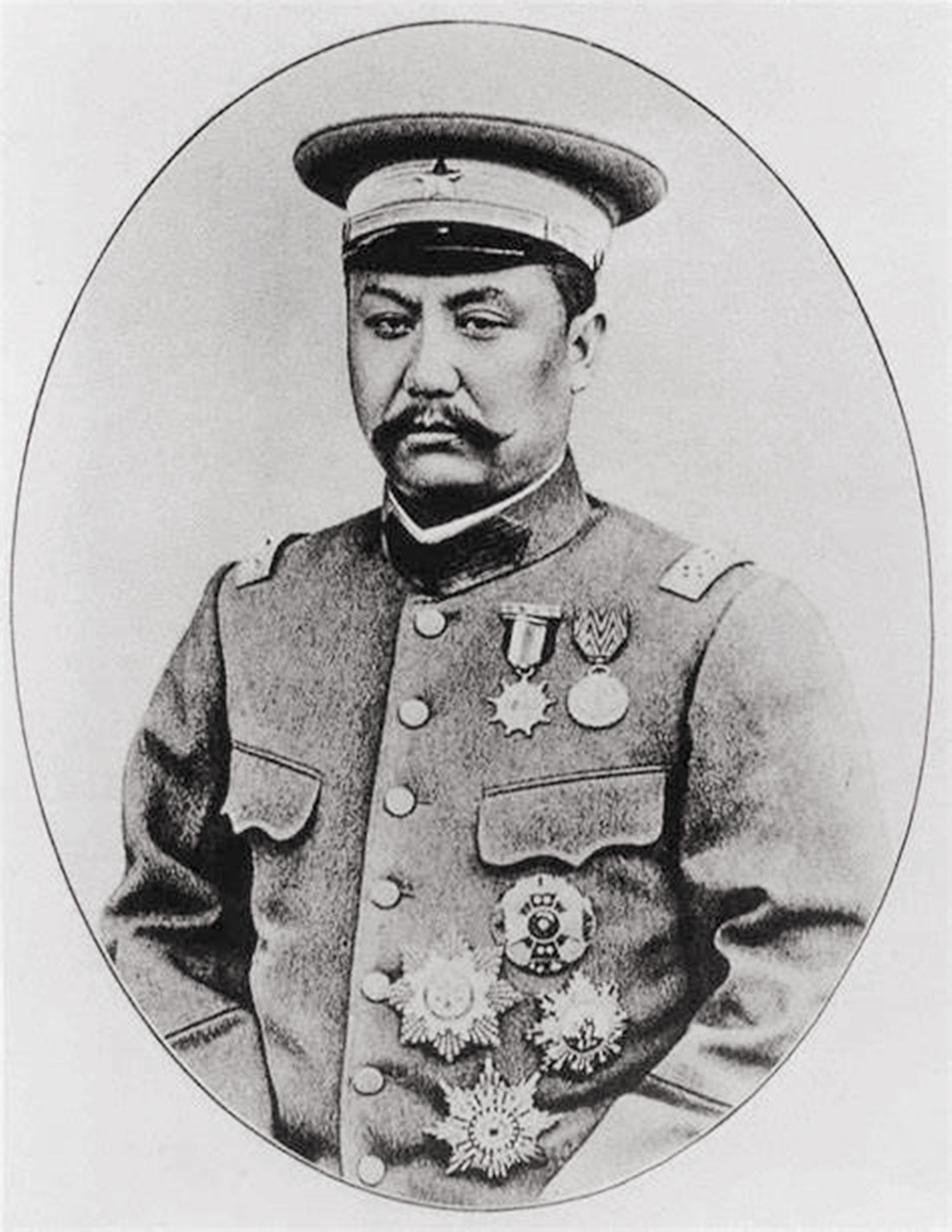 When Taiyuan fell, Yan Xishan was dissatisfied with Fu Zuoyi: You guard ...