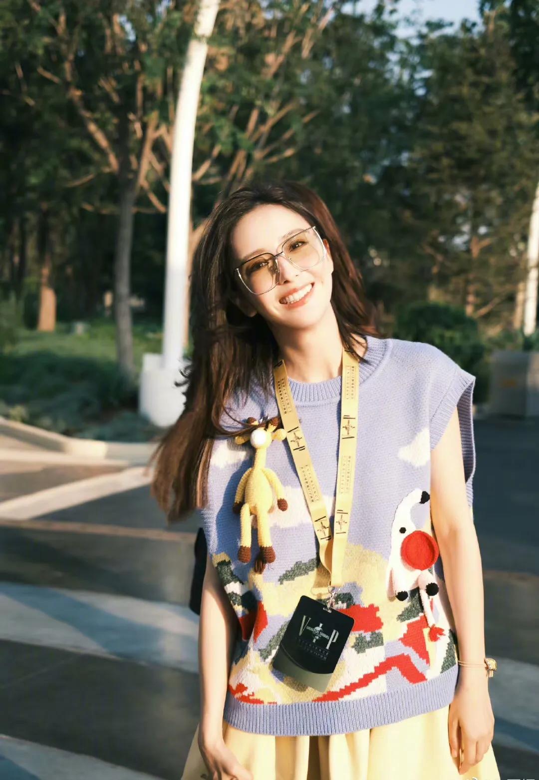 Liya Tong and Xuan Dong meet with her baby on a trip, Duo Duo and Xiao ...