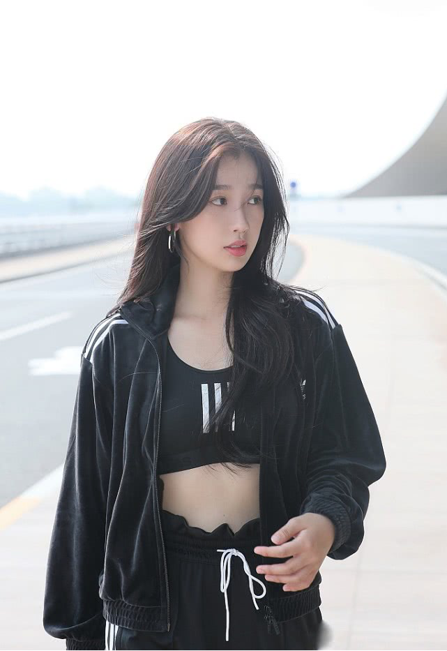Yu Shuxin was quite quiet when she was not "making", and she showed off ...