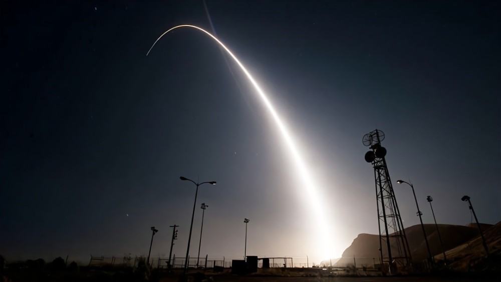 Russia's Salmat, can destroy the whole of Japan?Can the US interception ...