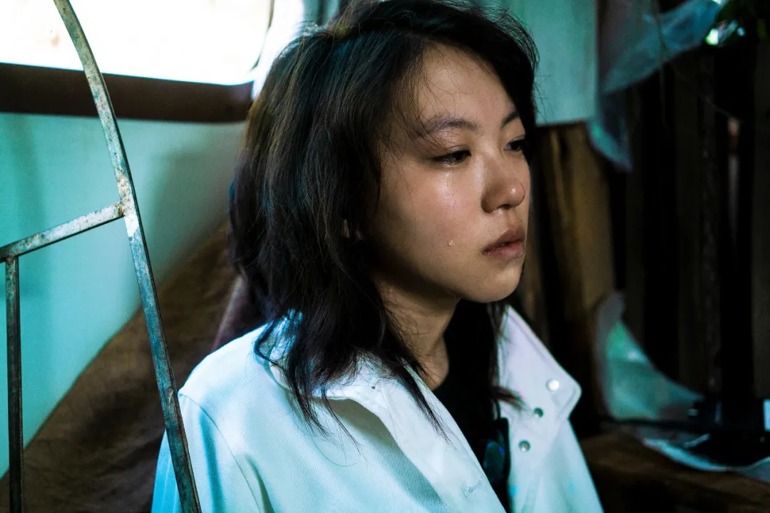 The second generation of stars plays the second generation of rich, Dou Jingtong's first time is ...