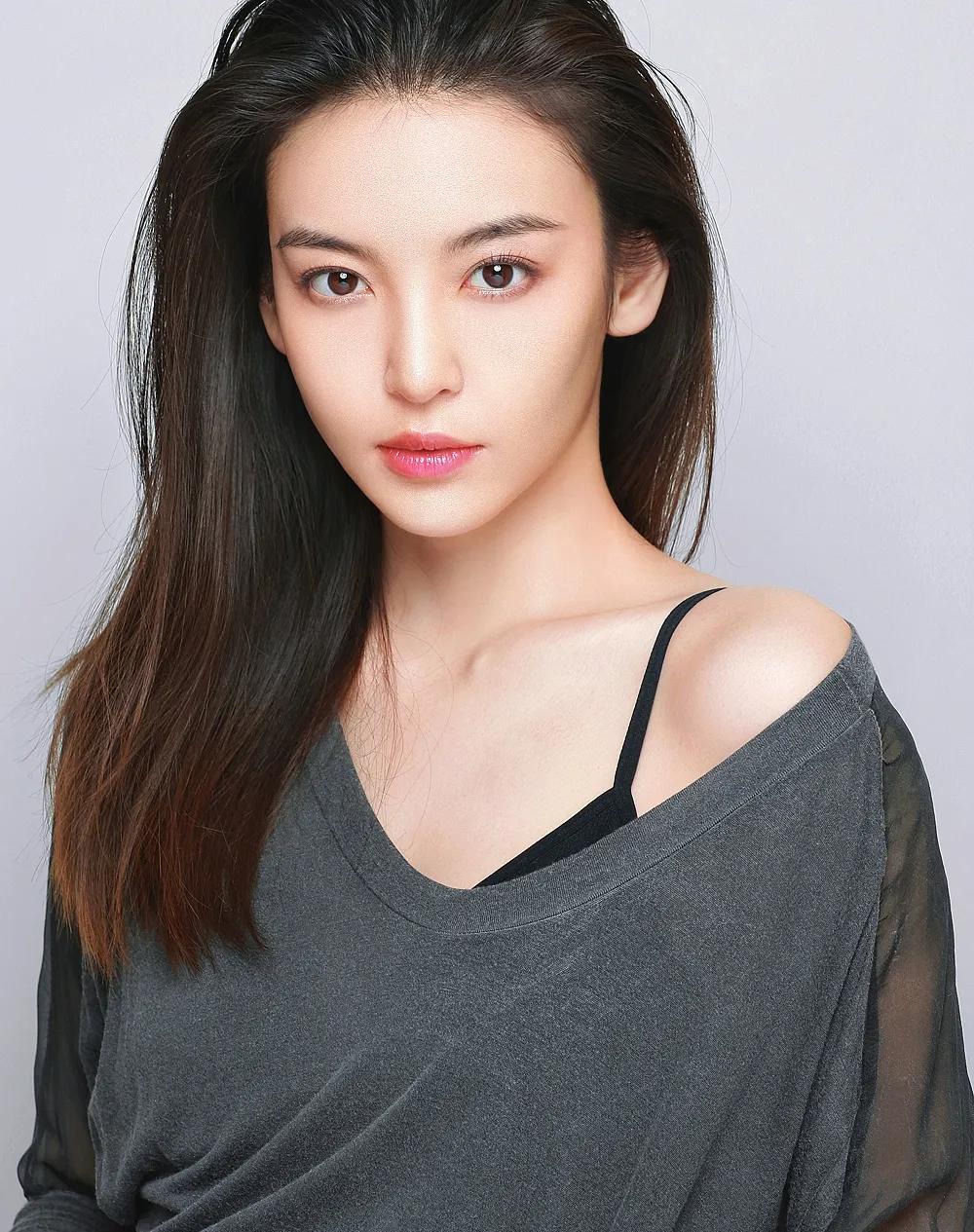 You Jingru, Little Queen of the North - iNEWS