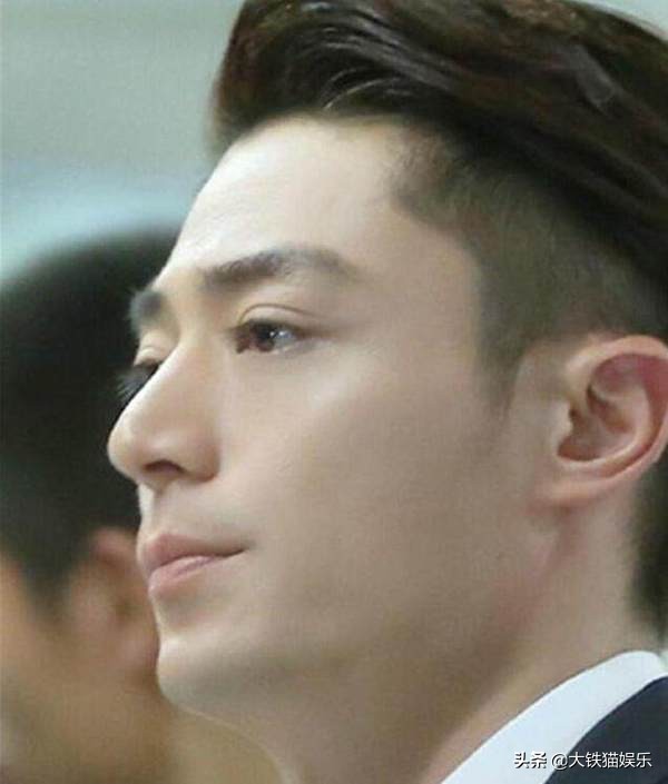 6 male celebrities with "eyelash essence", their wild eyelashes are ...