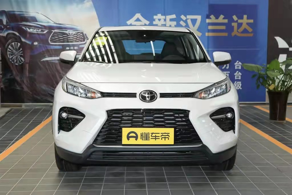 Toyota Veranda 2.0L 4WD Luxury Edition Car Purchase Manual, with ...