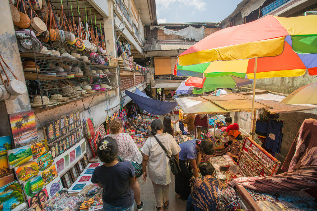 Java Island: Only 7% of Indonesia's land area, but more than half of ...