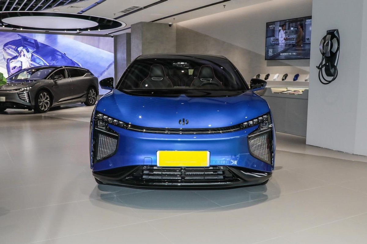 Gaohe HiPhi X, which is more proud than Hongqi, is priced at 800,000 ...